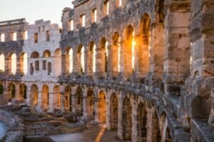 History of the Colosseum: Timeline & Summary 2025